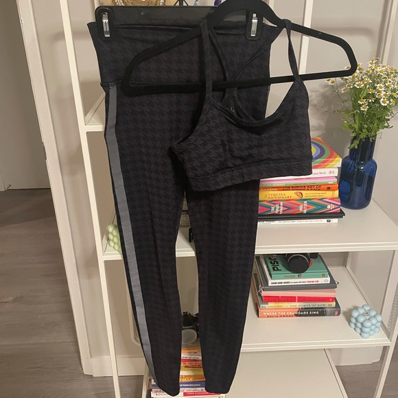 ALO Yoga | Other | Alo Yoga Set | Poshmark